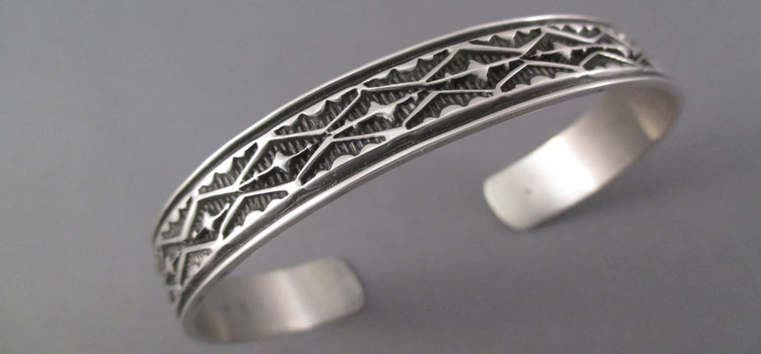 Silver Bracelets Variety That Will Attract Every Person