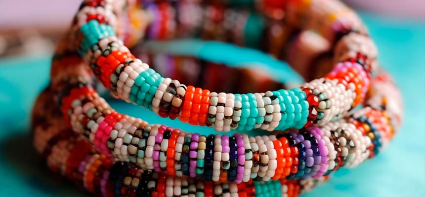 The Heishi Bracelet: An In-Depth Exploration of Techniques and Cultural ...
