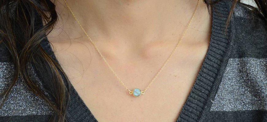 The Art of Wearing Jewelry: How to Choose and What To Match With