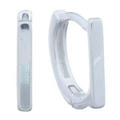 Selecting from various types of earrings made of sterling silver